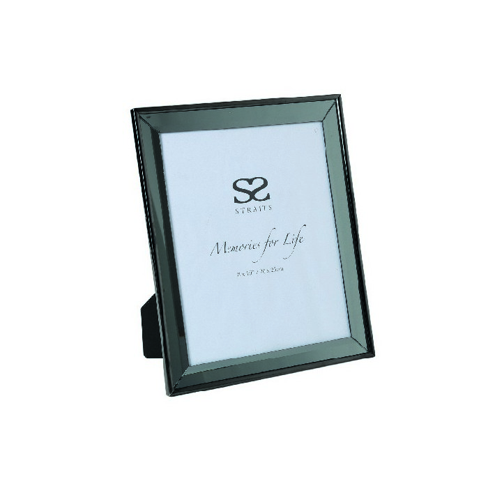 Malta Frames The Atrium